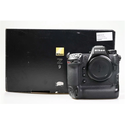 Használt Nikon Z9 MILC fényképezőgép sn:6005252 - Tripont Foto Video Kft.